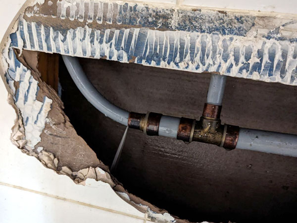 Pro-fit plastic polybutylene pipe repairs in Canberra